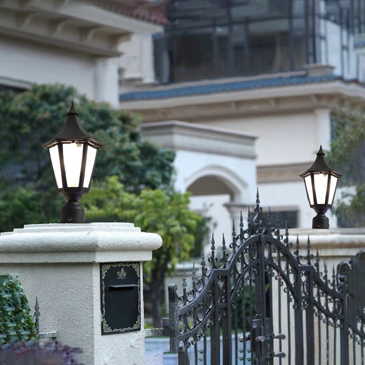 Black Metal Gate Light – Harold Electricals