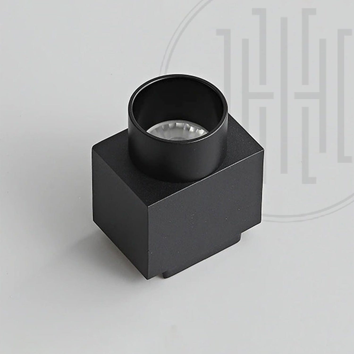 Single Spotlight Ultrathin Magnetic Track Light – Harold Electricals